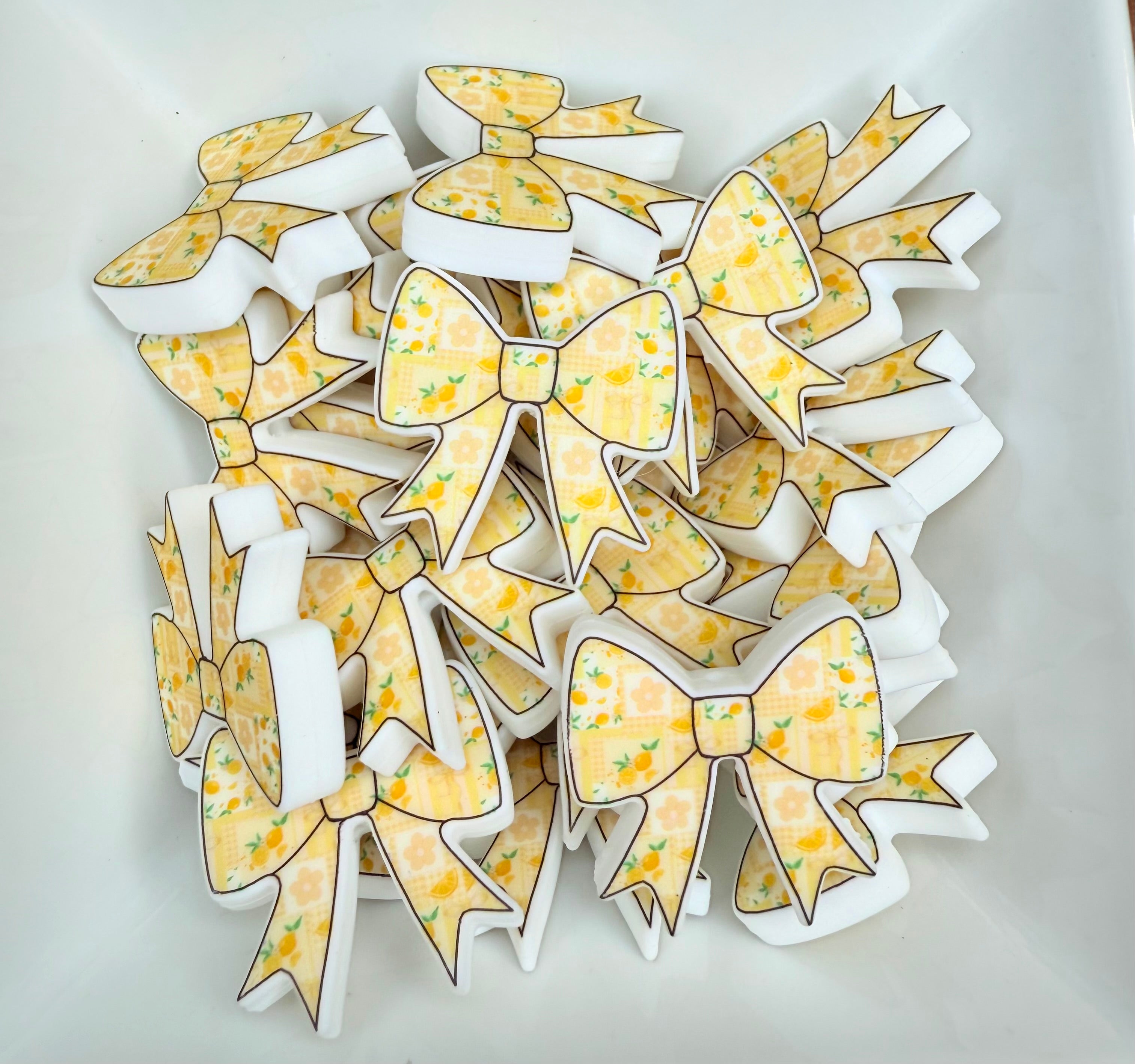 Lemon twist Focal printed bow EXCLUSIVE – Fire and Hyde Bead Supply