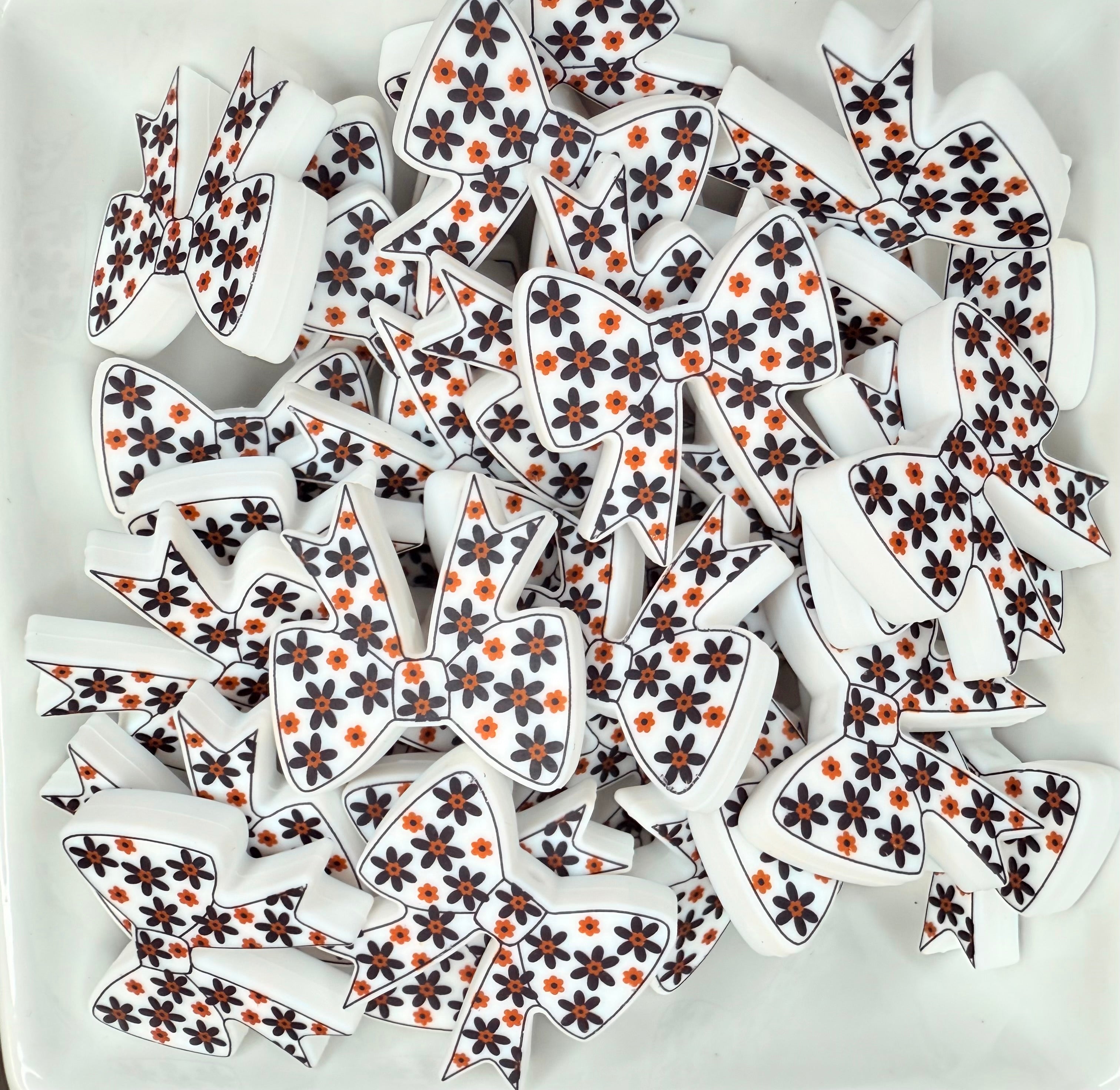 Rustic Daisy focal printed bow EXCLUSIVE/ collab – Fire and Hyde Bead ...